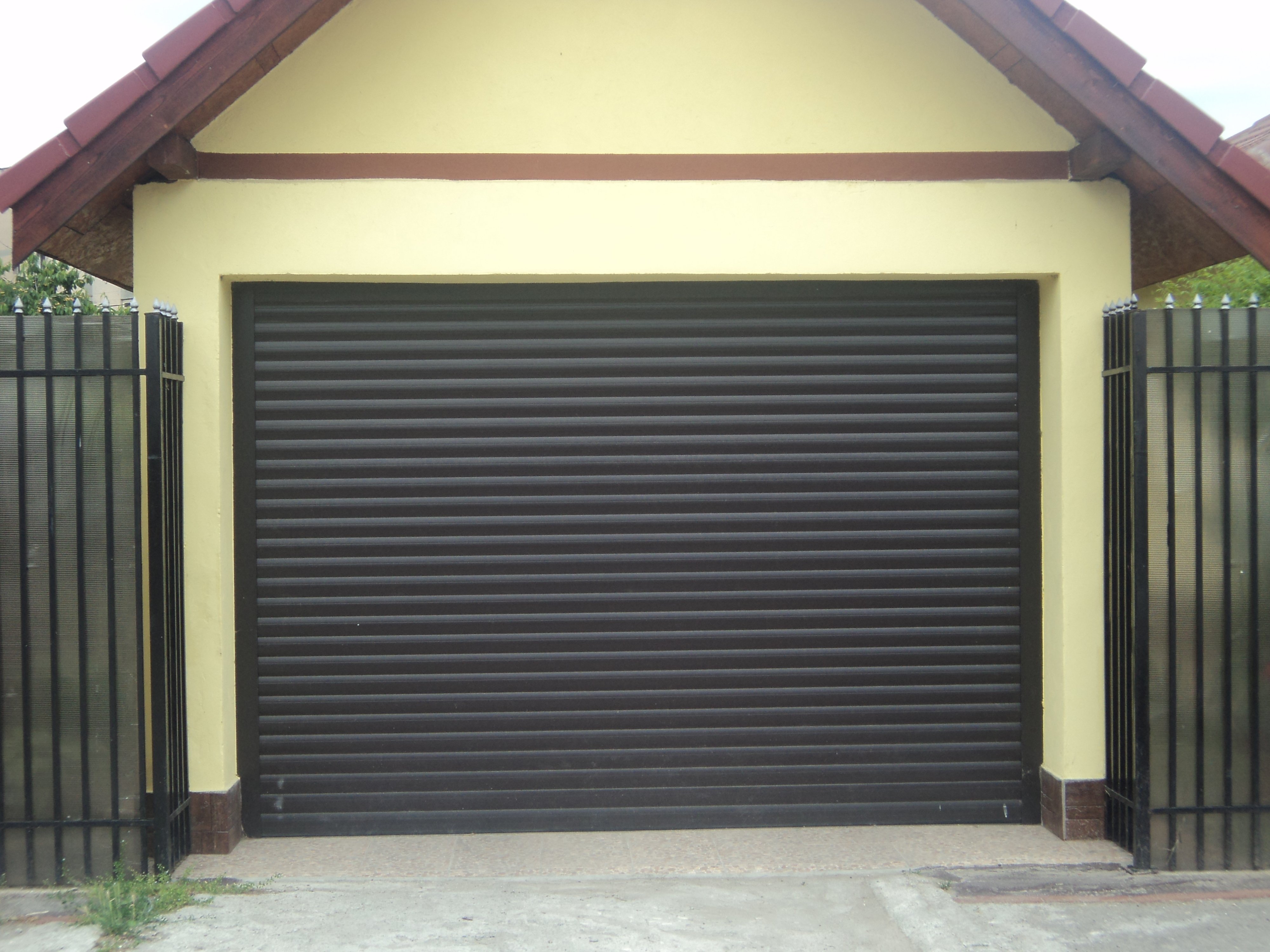 Montaj usi de garaj Medias – Atu Tech Srl